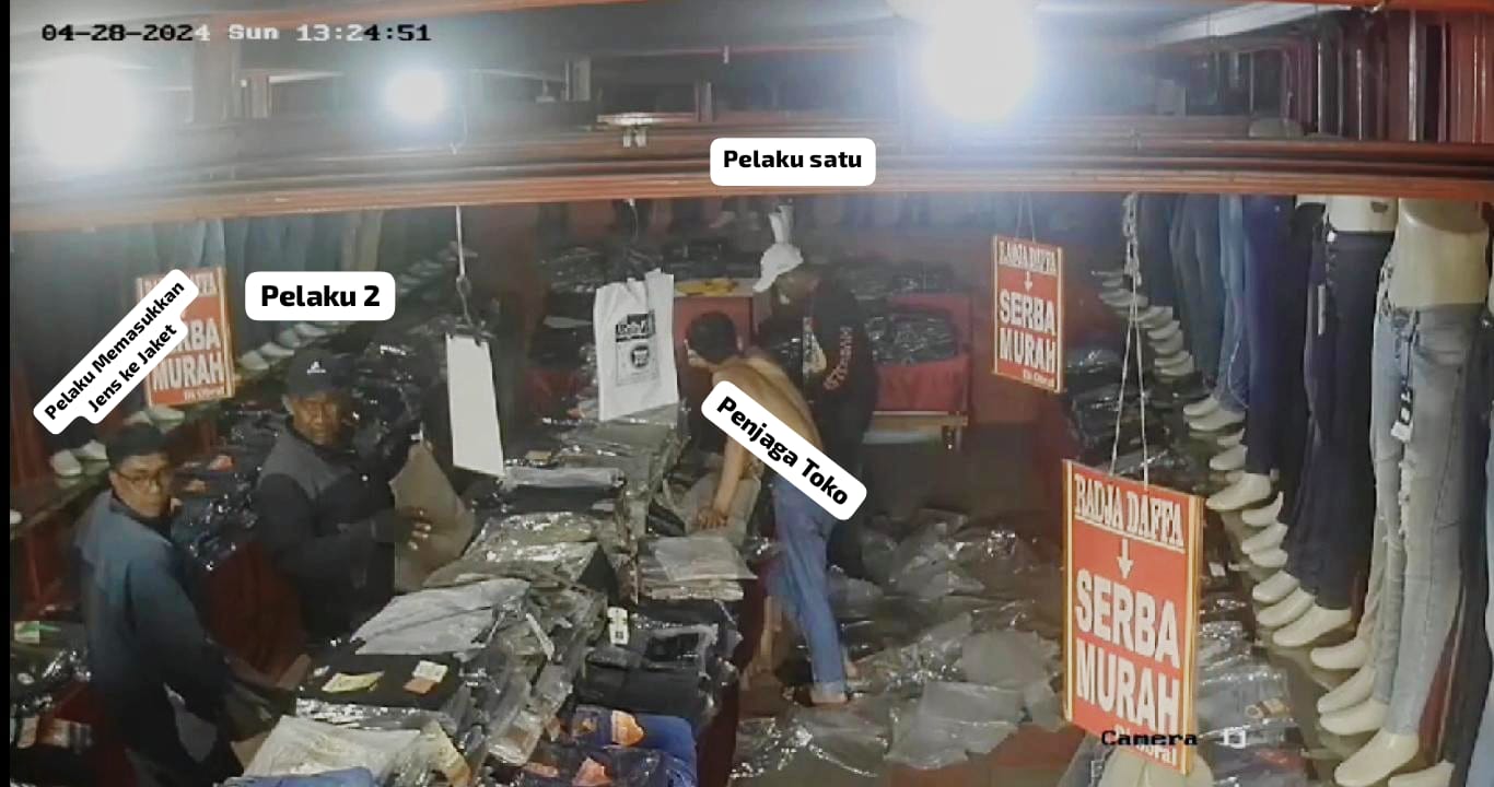 Curi Celana Jeans, Aksi Komplotan Pencuri di Bekasi Terekam CCTV - Fakta Hukum Indonesia